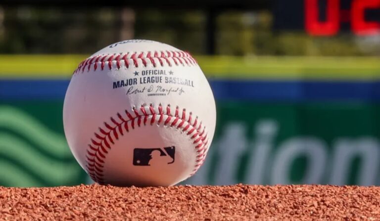 Apa Itu Baseball: Pengertian, Manfaat, dan Perlengkapan Terbaik untuk ...